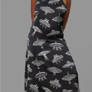 Black Friday | Dresses | Ufo Print Black Dress | Poshmark